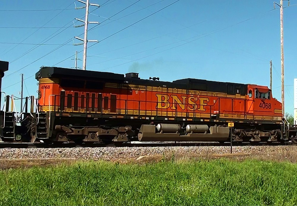 BNSF 4068